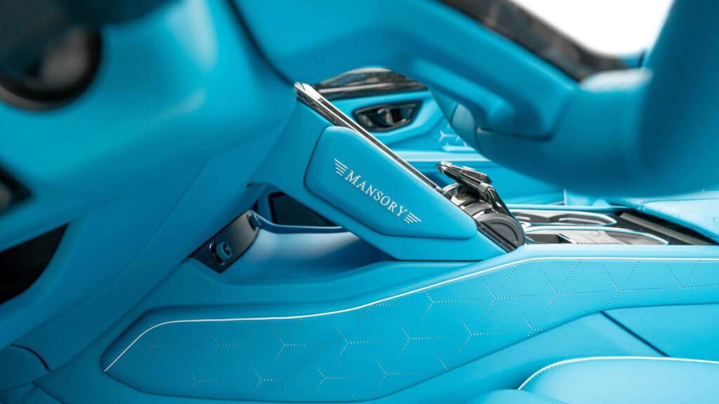 Two Door Lamborghini Urus Makeover By Mansory - Cars,Bikes Specs & Auto ...