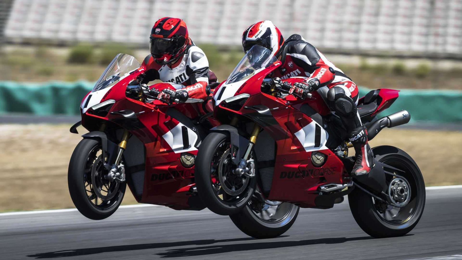 In Malaysia, Ducati Unveils The 2023 Panigale V4 R - Cars,Bikes Specs ...