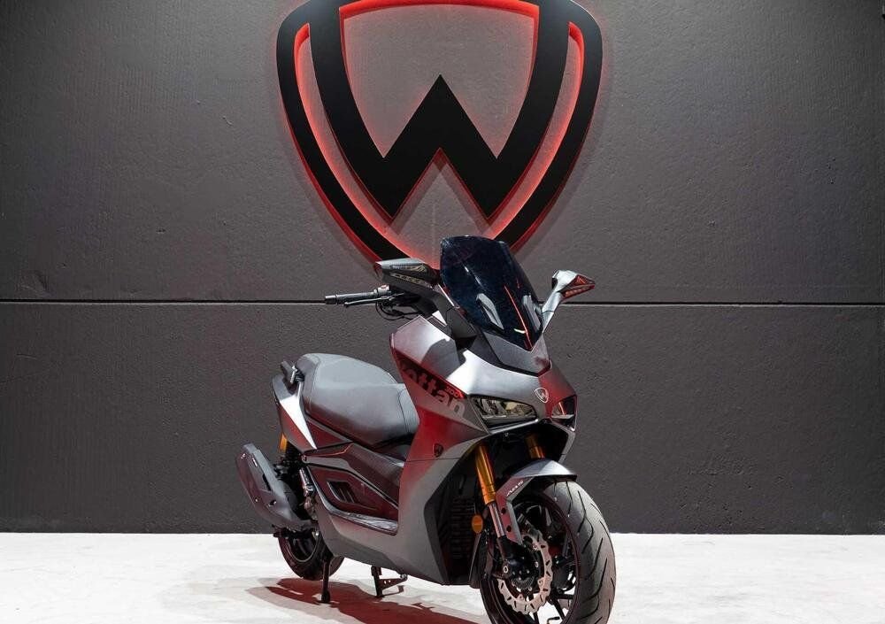 Wottan Motor's Latest Scooter, The Storm-R 300 - Cars,Bikes Specs ...