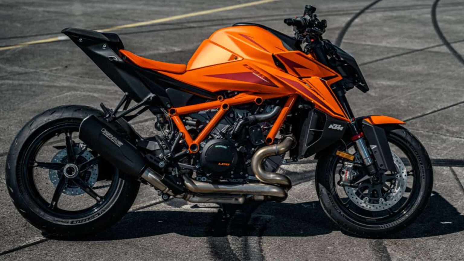 KTM Unveils 2024 1390 Super Duke R Evo - Cars,Bikes Specs & Auto parts ...
